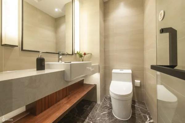 Shanghai Huangpu Riverside Chengman SSAW Hotel Accommodation Package - Klook