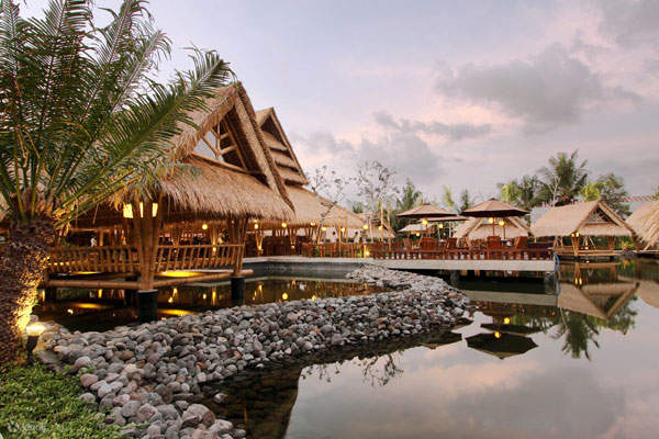 Bale Udang Mang Engking in Ubud Bali - Klook Australia