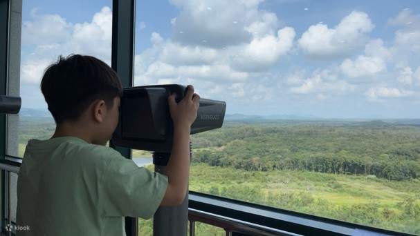 DMZ 2nd tunnel + Lake Suspension Bridge - Klook Singapore