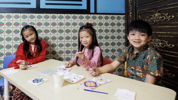 Little Hands, Big Colors: The Intan Peranakan Tile Experience - Klook ...