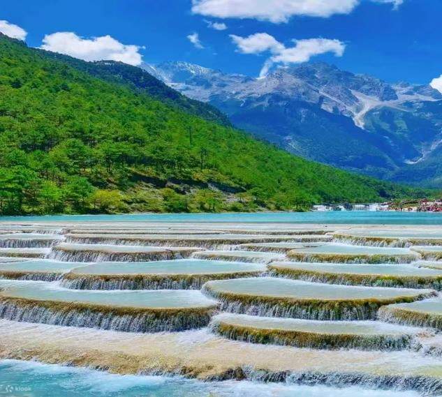 8-Day/7-Night Private Tour of Colorful Yunnan: Kunming + Dali + Shaxi ...