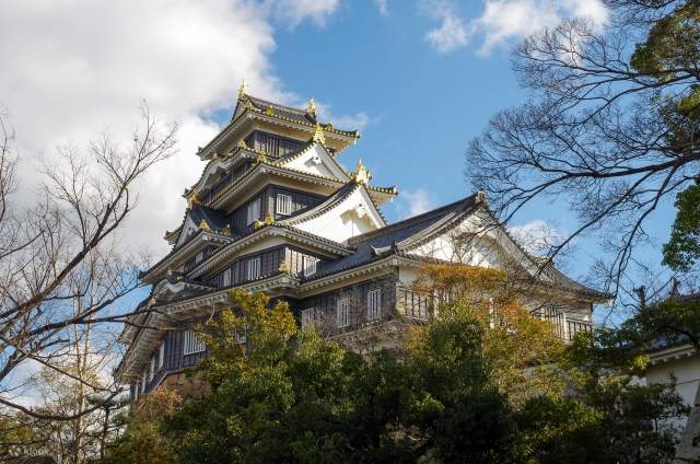Okayama Korakuen, Okayama Castle, and Kurashiki Bikan Historical ...