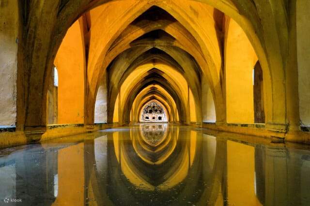alcazar and cathedral of seville tour - Klook
