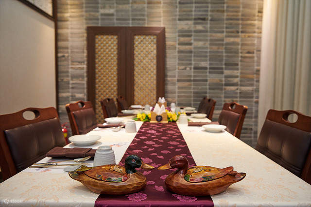 Seoul Premium K-Dining (Hanjeongshik) Restaurant Table Reservation - Klook