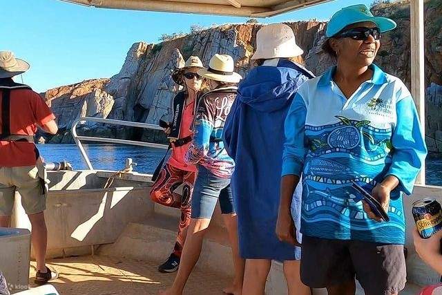 Cultural Tour & Cruise to Oolin Sunday Island - Klook India