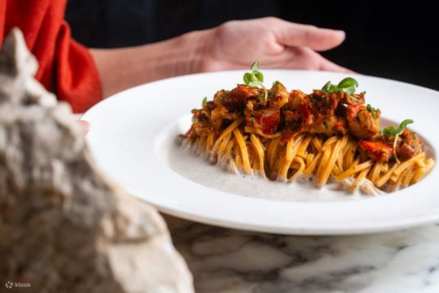 ALTO Bar & Grill | Sky Bar | Crafted Cocktails | Causeway Bay - Klook ...