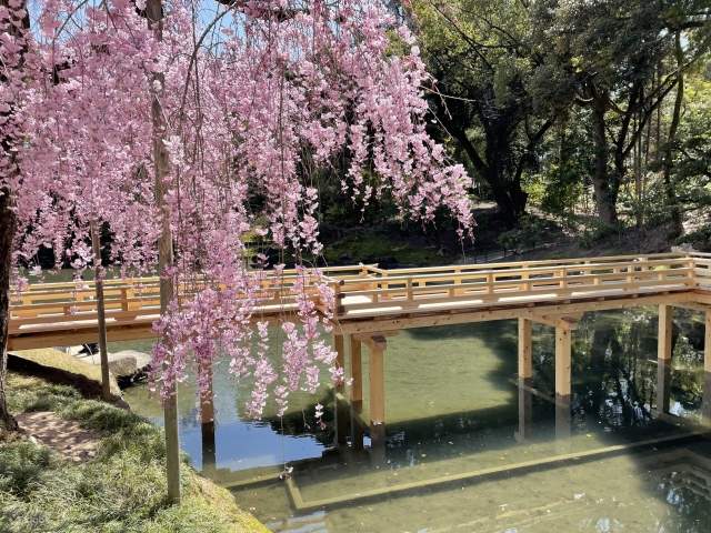 Okayama Korakuen, Okayama Castle, and Kurashiki Bikan Historical ...