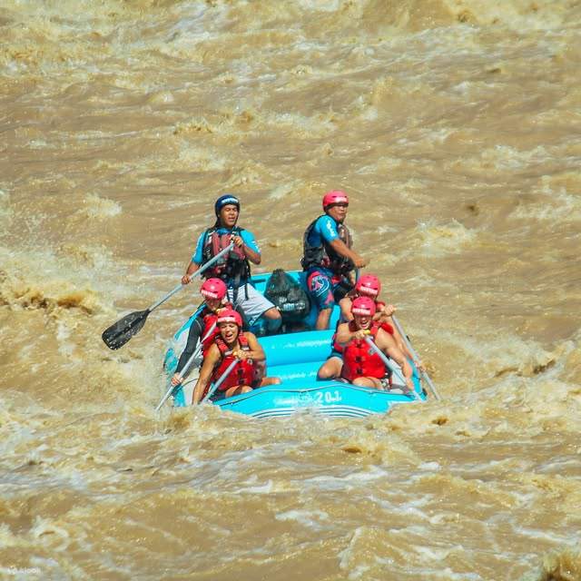 Padas White Water Rafting in Sabah – Thrilling River Adventure in ...