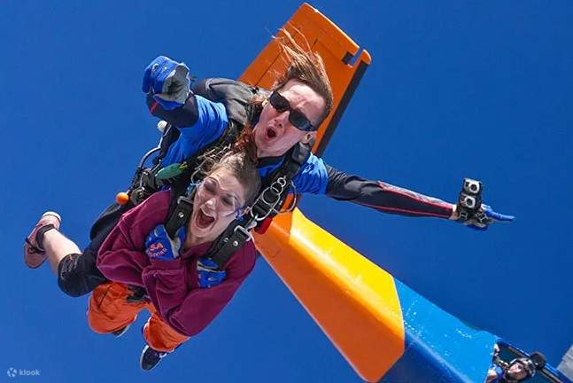 Skydive over Goolwa - Klook The Bahamas