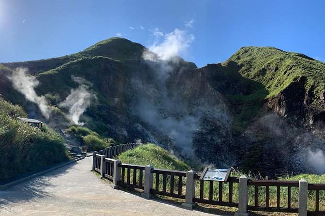 Private Yangmingshan Volcano Tour - Klook New Zealand