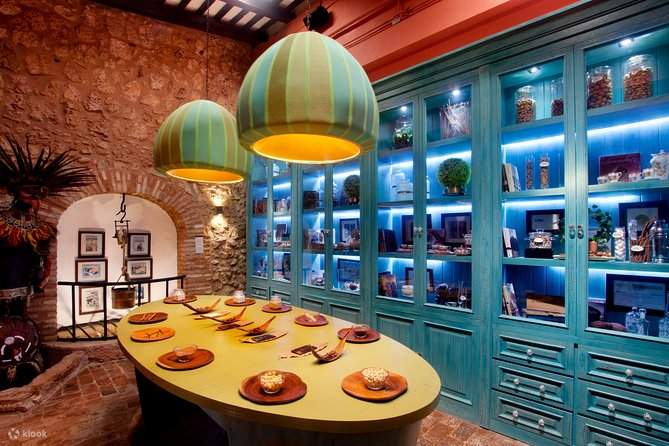 Chocolate-Making Experience & Colonial Zone Walking Tour - Klook The ...