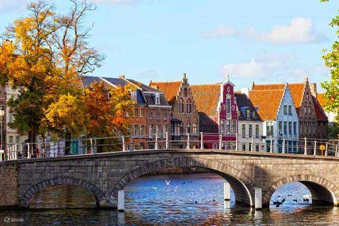 Bruges Join In One Day Bus Tour dari Paris - Klook Indonesia