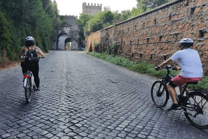 Bike Exploration Tour in Rome - Klook