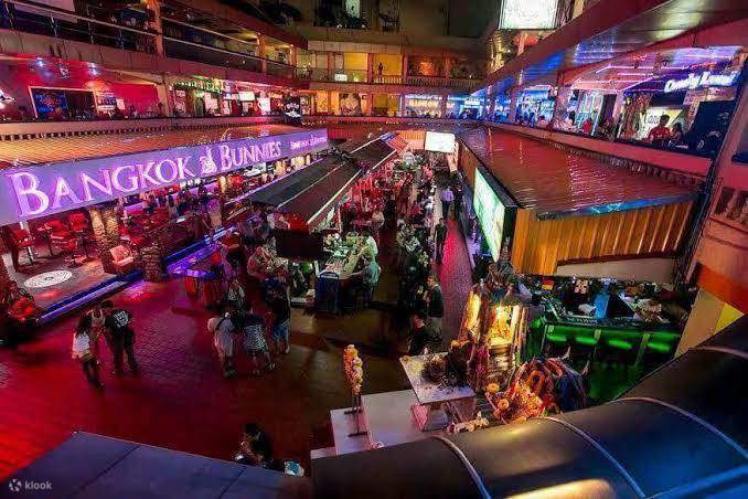 Bangkok Bar Drinks Tour - Klook