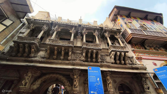 Walk & Explore Ahmedabad City (Guided Tour by Foot) - Klook India