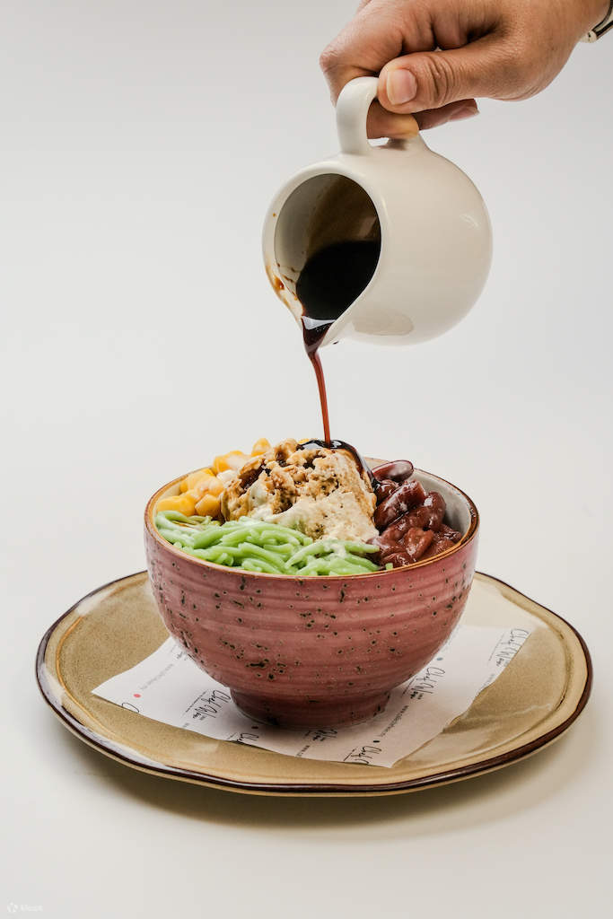 Cafe Chef WAN at KL East Mall - Klook India
