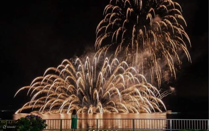 Lake Toya Fireworks Festival Day Tour | Noboribetsu Jigokudani + Lake ...
