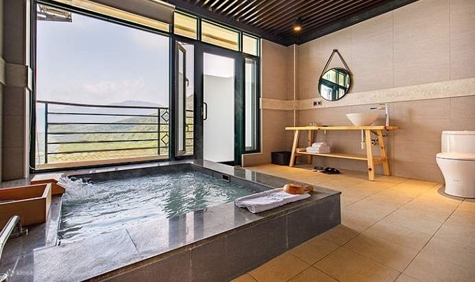 Yang Ming Hot Spring Resort Bathhouse & Afternoon Tea & Dining - Klook