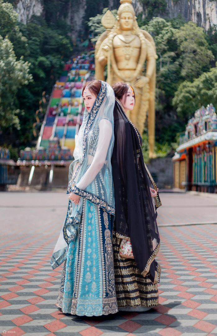Batu Caves & Sari Experience with Batik Workshop - Klook Singapore