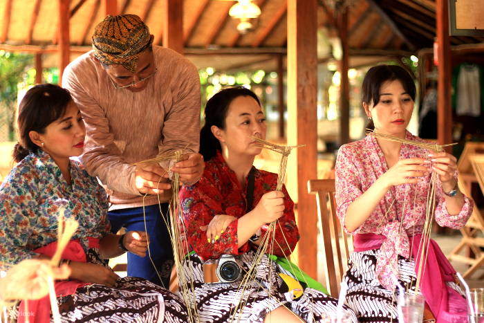 Omah Kecebong Cultural Activities in Sleman Yogyakarta - Klook