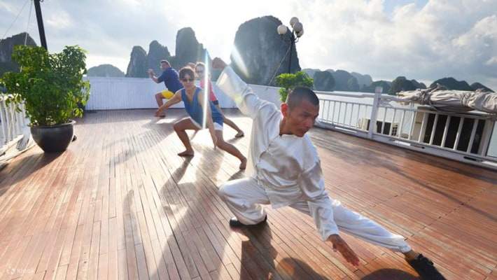 越南 Booze Party Cruise 2 天 1 夜下龍灣和蘭哈灣之旅 Klook 客路