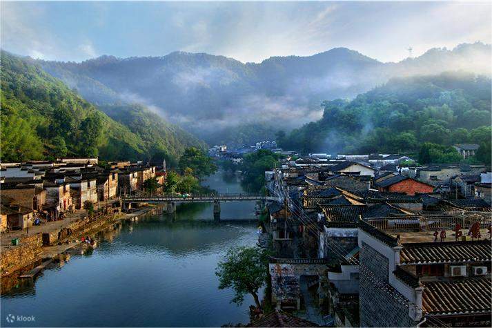 Private one-day tour from Jingdezhen to Yaoli Ancient Town, Wanghu ...
