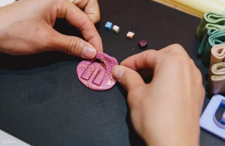 Clay Accessories Workshop Experience by Hands On Klay - Klook