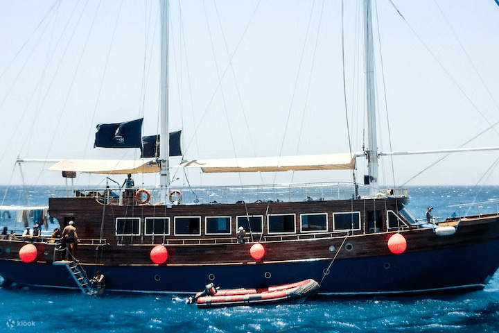 Ras Muhammad Pirate Boat Experience in Sharm El-Sheikh - Klook
