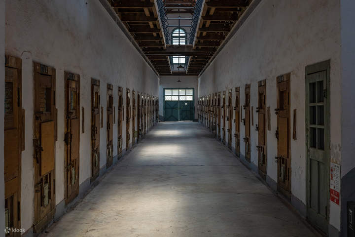 Japanese Colonial History Tour at Palace and Prison in Seoul - Klook ...