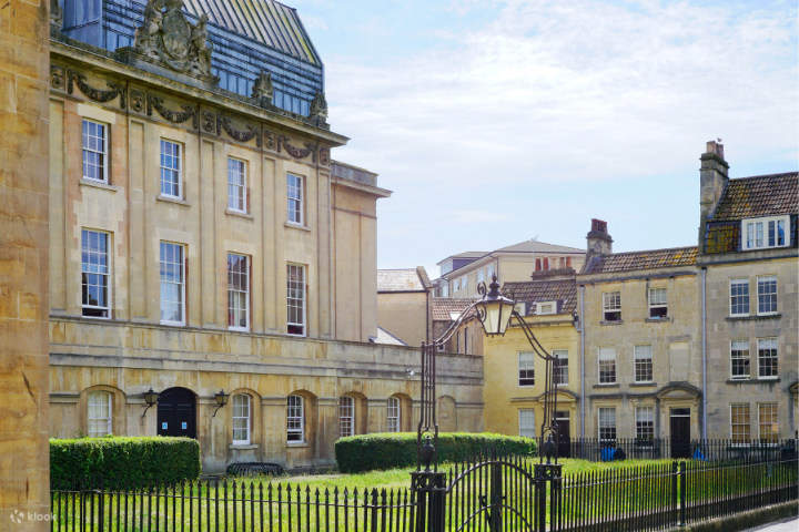 Explore Bath's History with a 2 Hour Historic Walking Tour with an App ...