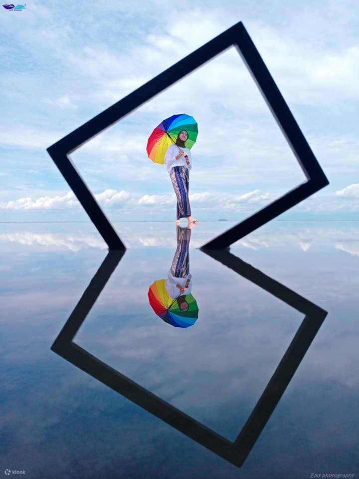 Sky Mirror Tour from Kuala Lumpur - Klook