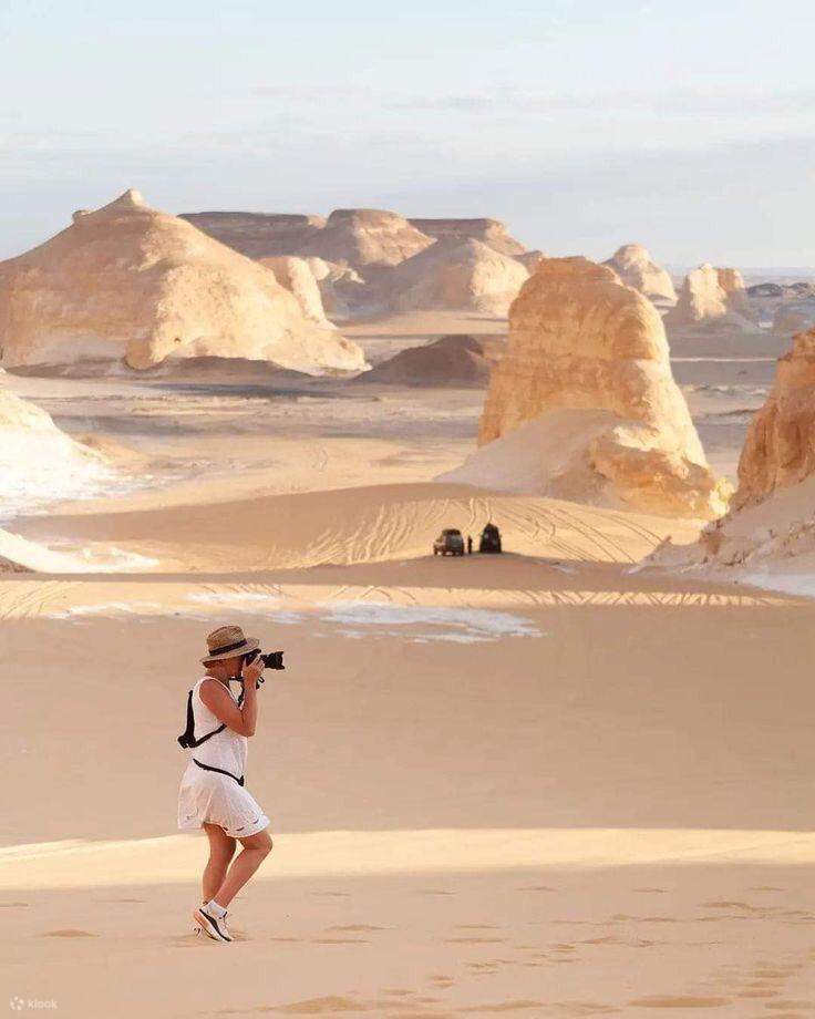 "Overnight Adventure to Egypt’s White and Black Deserts from Cairo" - Klook