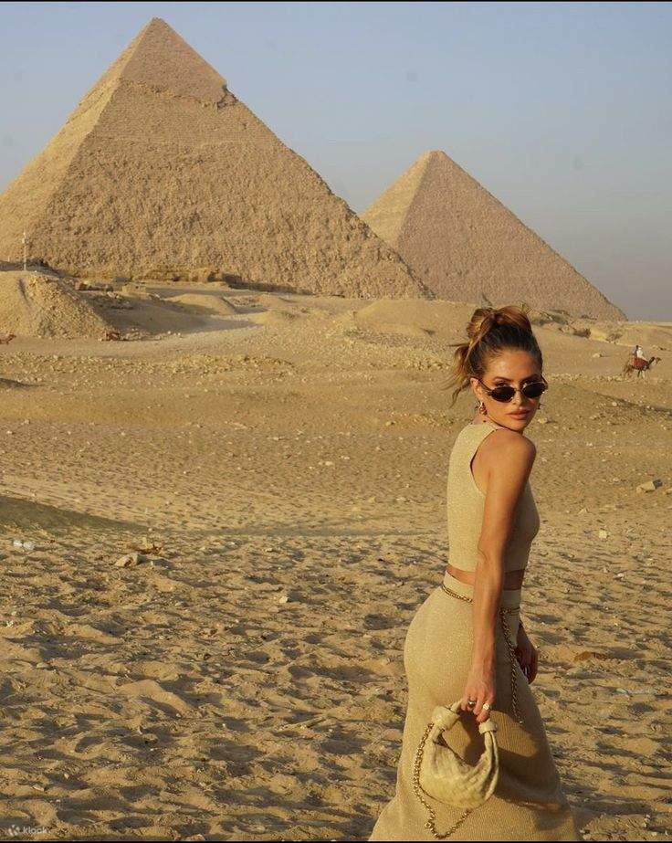 VIP Private Tour Giza Pyramids, Sphinx, Inside the Pyramid & Lunch - Klook Australia