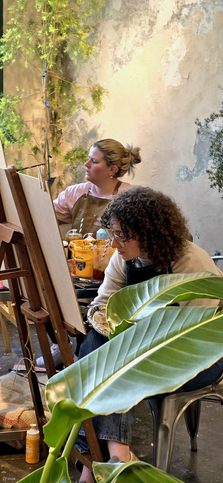 Joseon Dynasty Painting Session with Acrylics in Seoul - Klook