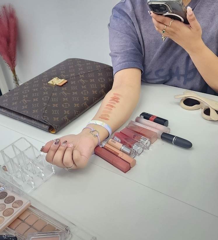 Seoul Personal Color Analysis near Yeouido - Klook United States