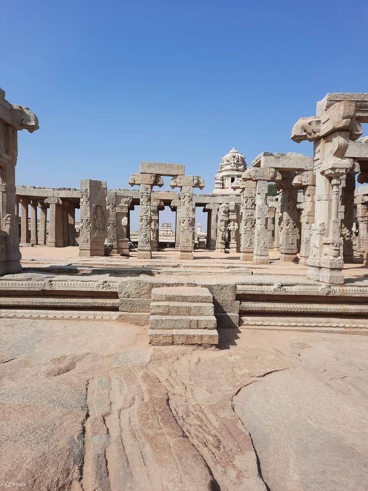 Bangalore Lepakshi Temple & Adiyogi Statue Tour with Guide, Lunch ...