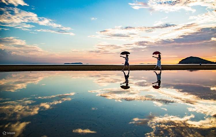 Chichibugahama and Kagawa Join In One Day Bus Tour with Strawberry ...