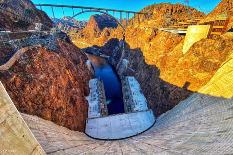 Lawatan ke Seven Magic Mountains, Hoover Dam dan Grand Canyon West Rim ...