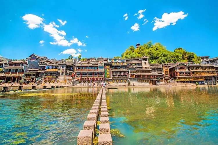 Private One-Day Tour to Fenghuang Ancient Town from Zhangjiajie (Round ...