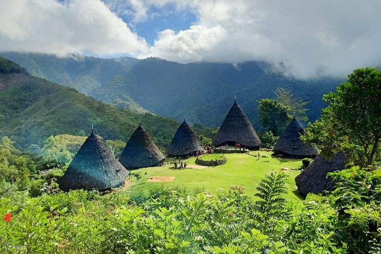 2D1N Exotic Waerebo Village Tour dari Labuan Bajo - Klook Indonesia