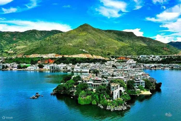 Dali Erhai Shuanglang Xizhou Xiaoputuo Zhoucheng Village Tie-dye ...