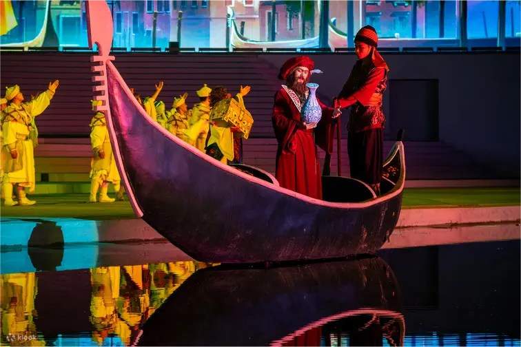 Night Tour of Jingdezhen Mingfang Garden, Memory of China, Large-scale ...