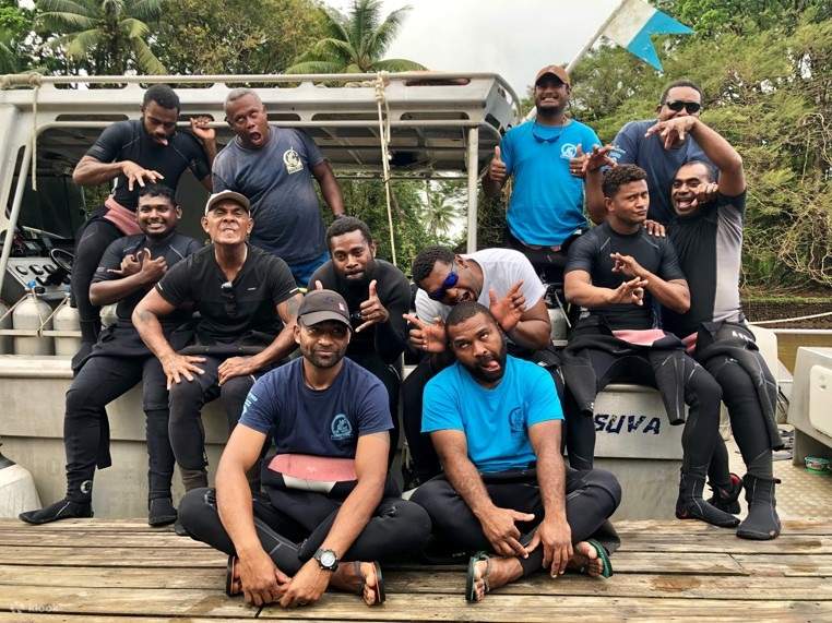 Adopsi Hiu di Reef Marine Reserve dengan PADI 5 Star Dive Resort ...