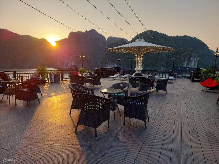 2D1N Halong & Lan Ha Bay by 5-Star Rita Cruise - Klook India