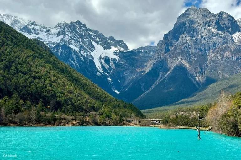 Tur Grup Satu Hari ke Gunung Salju Naga Giok Lijiang Yunnan (Taman ...