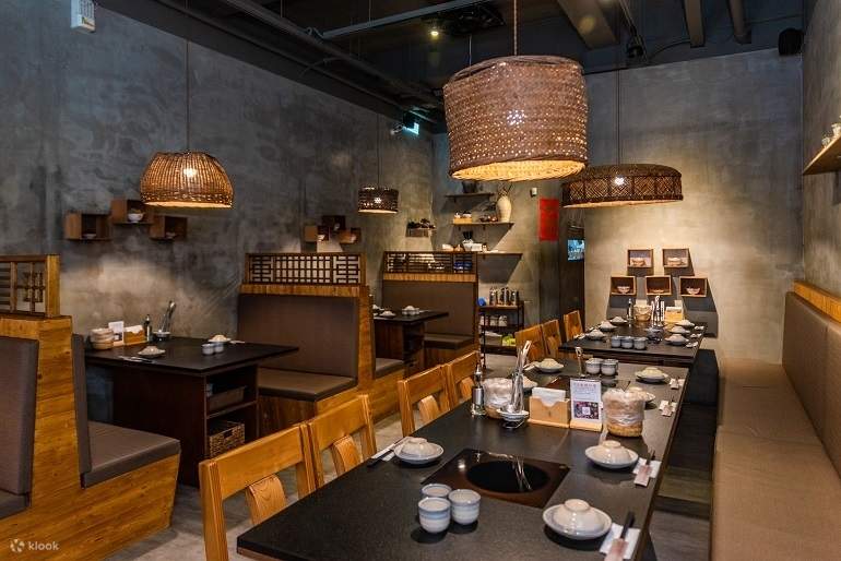 Bendingtang hot pot at MRT Beimen Station - Klook United States