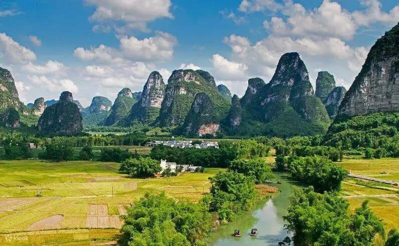 4-Day Private Tour of Detian Transnational Waterfall, Goose Spring ...