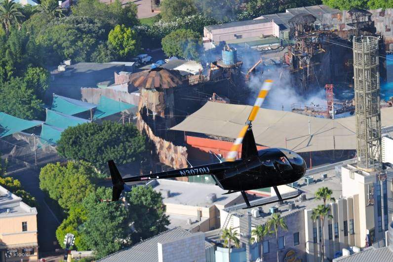 Tur Helikopter Beverly Hills dan Hollywood - Klook Indonesia