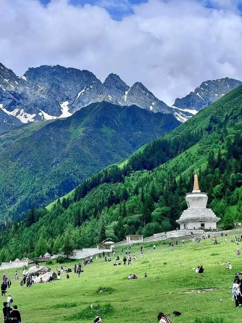 Mount Siguniang Shuangqiao Valley + Maobiliang Pure 1-Day Tour | Stroll ...
