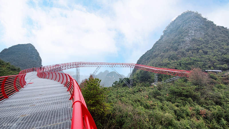 Ruyi Peak Cableway Scenic Area - Klook